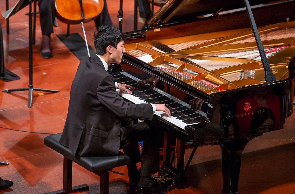 American pianist Eric Lu wins the Leeds International Piano Competition ...