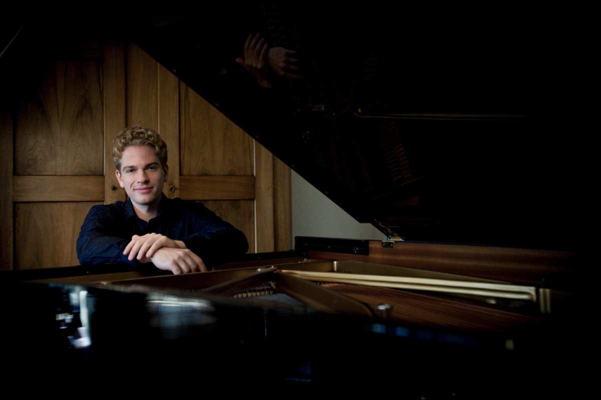 Meet the Artist – Joseph Moog, pianist – The Cross-Eyed Pianist