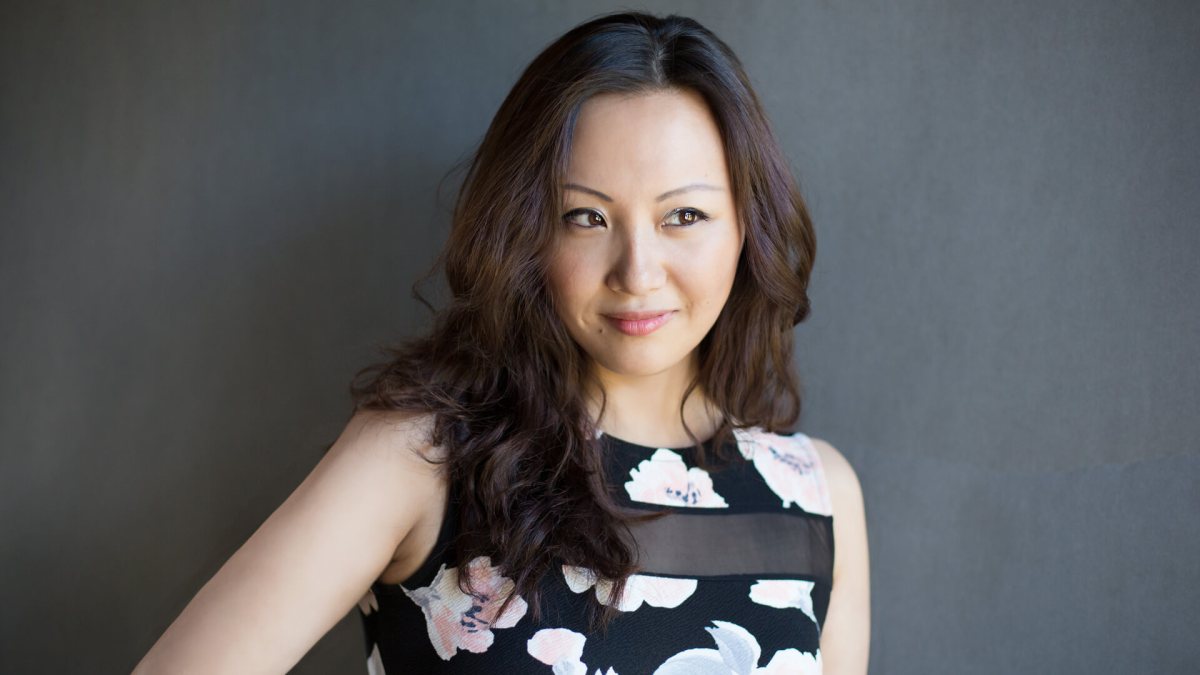 Meet the Artist – Wu Qian, pianist – The Cross-Eyed Pianist